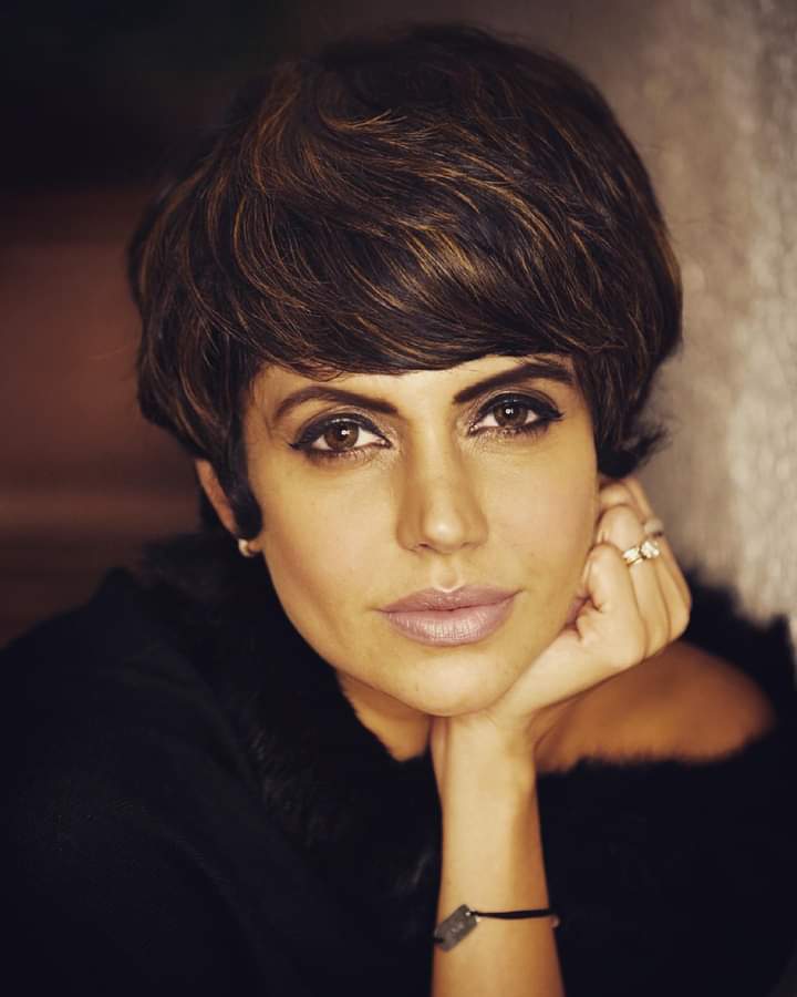 Mandira Bedi's home incorporates a lot of bengali influence